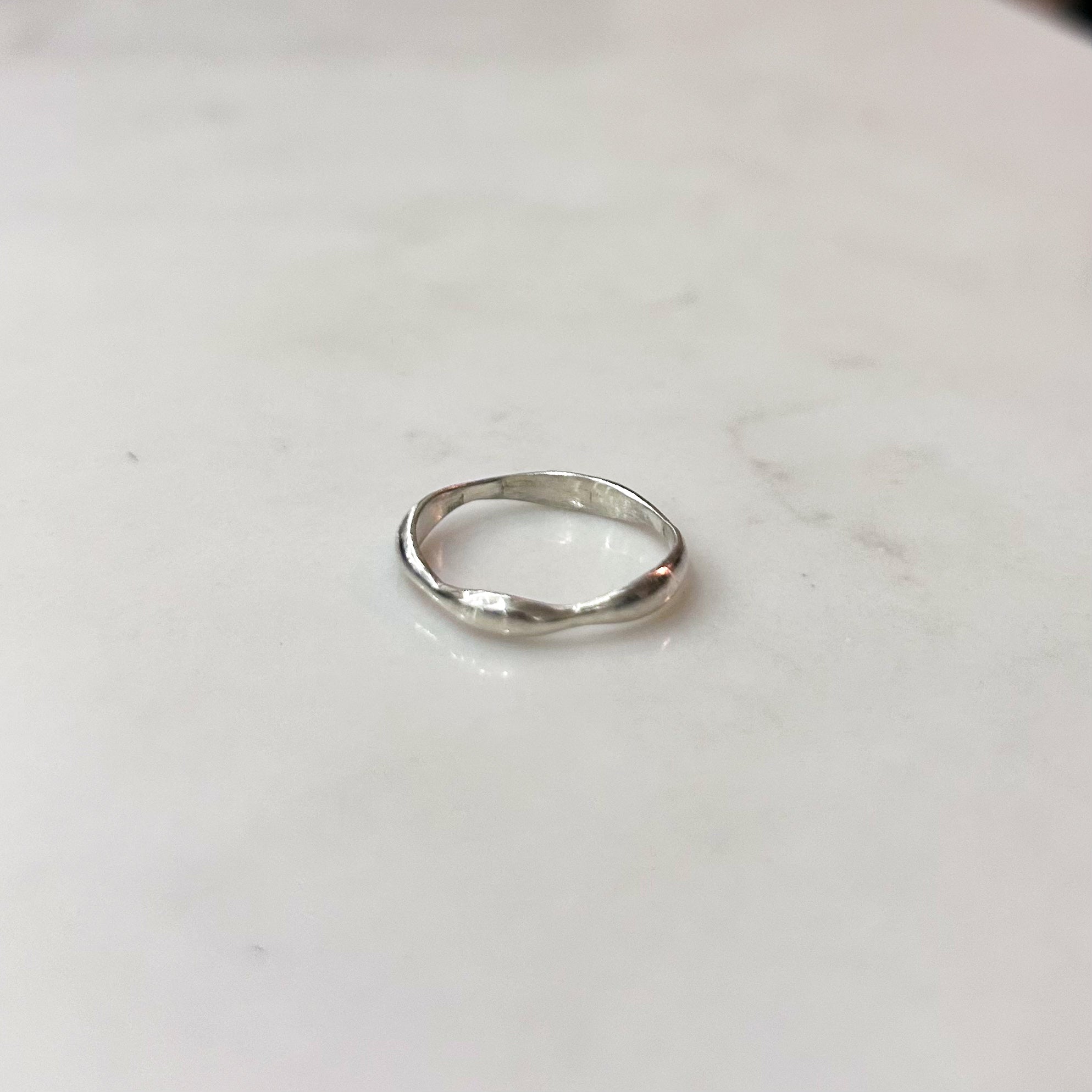 Wiggle Ring – moonkat studio
